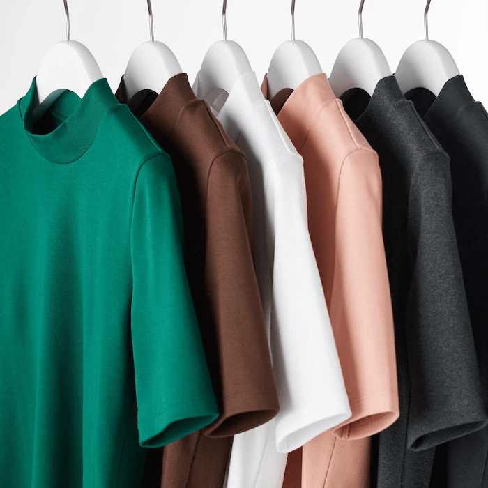 【ユニクロ】990円以下も！「夏も秋も使える」快適ウェアがオトク。 | LIMO | くらしとお金の経済メディア